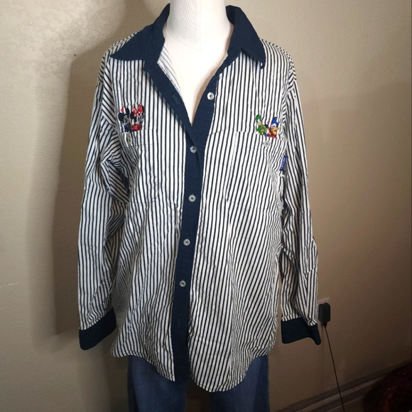 Disney | Tops | Vintage Mickey Mouse Button Up | Poshmark